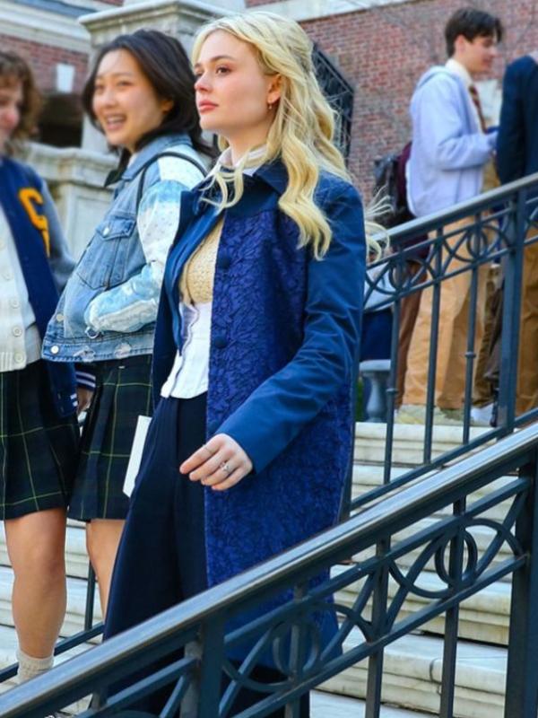 Audrey Hope Gossip Girl S02 Emily Alyn Lind Blue Coat