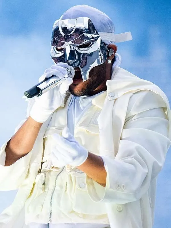 The Weeknd After Hours Til Dawn Tour 2023 White Coat