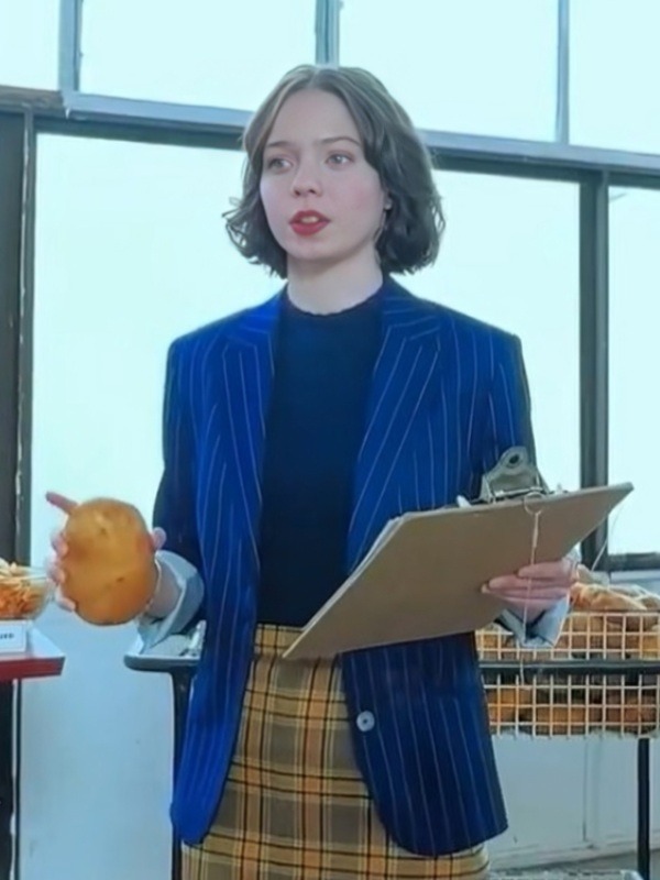 A Minecraft Movie Emma Myers Blazer - Jacket Hub