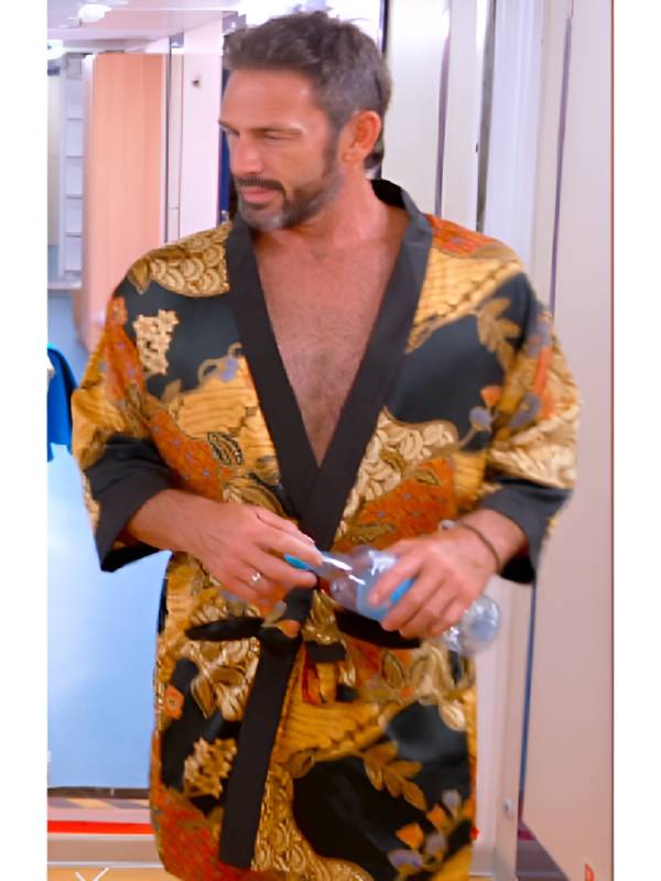 Below Deck Down Under S3 Jason Chambers Robe