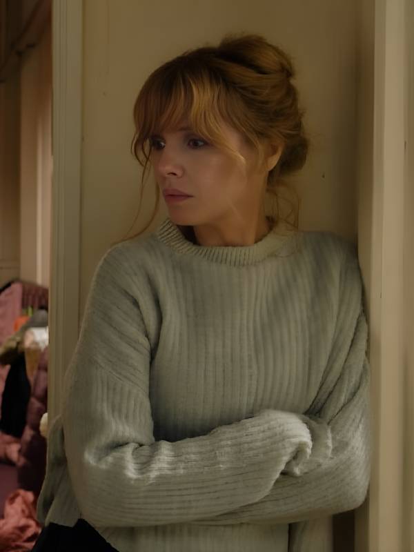 Under Salt Marsh 2026 Kelly Reilly Grey Sweater | New Arrival
